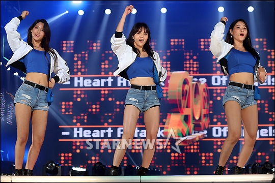 포토]AOA '2018평창 파이팅!' - 스타뉴스