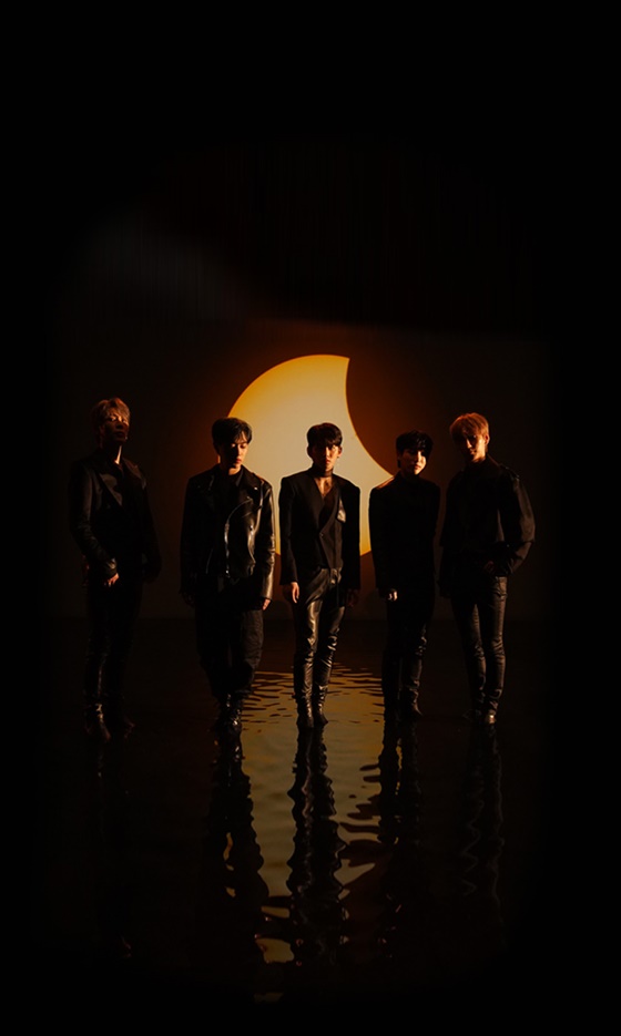 UNVS, 8일 후속곡 'Solar Eclipse' 무대 공개..감성 섹시 선보인다 | 스타뉴스