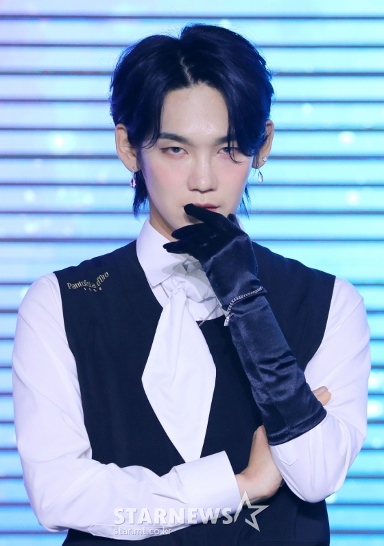 JBJ95 켄타 '만화 찢고 돌아왔어요'[★포토] | 스타뉴스