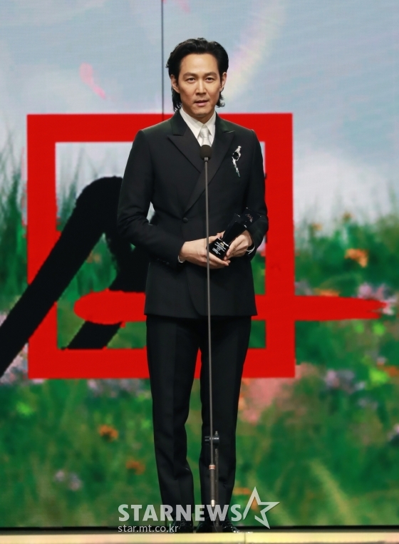 이정재, 2020 AAA 영화 부문 올해의 배우상 수상[★포토] | 스타뉴스