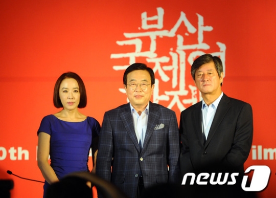 진통 봉합한 BIFF, 은막의 ★들과 20살 맞는다(종합) | 스타뉴스