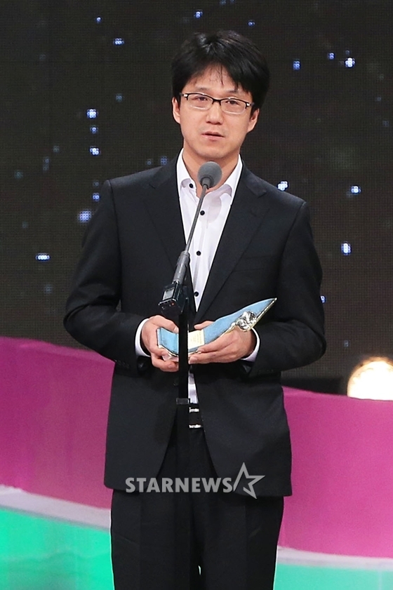 '복면가왕' 민철기PD MBC 떠났다..오늘(22일) 퇴직발령 | 스타뉴스