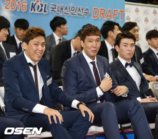 '최대어' 이종현, 1순위로 모비스行..최준용은 SK(종합) | 스타뉴스