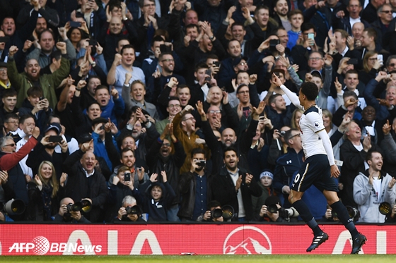 [EPL 29R] '손흥민 75분' 토트넘, 사우스햄튼에 2-1 승리.. 리그 3연승! | 스타뉴스