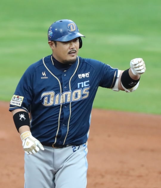 [준PO5] NC, PO 진출 성공.. 이호준의 '가을'도 계속된다. - 스타뉴스