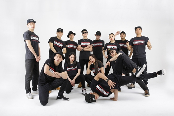 저스트 절크, 2017 AAA 참석..세계1위 퍼포먼스 선사 | 스타뉴스