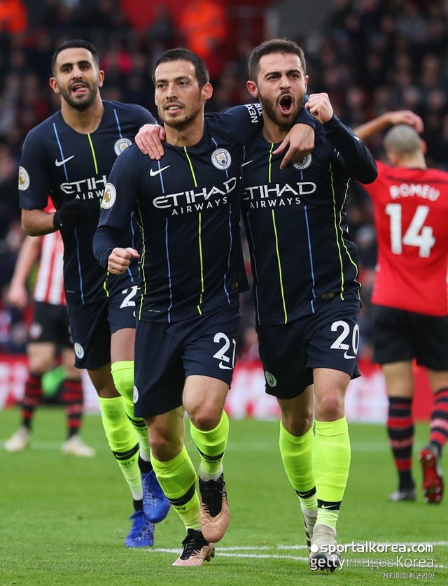 [EPL 20R] '진첸코 큰 실수 만회' 맨시티, 사우샘프턴 완파…연패 탈출+2위 탈환 - 스타뉴스