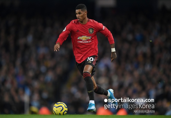 [EPL 핫피플] ‘PK유도+마무리’ 래시포드, 솔샤르 감독의 ‘믿을맨’ | 스타뉴스