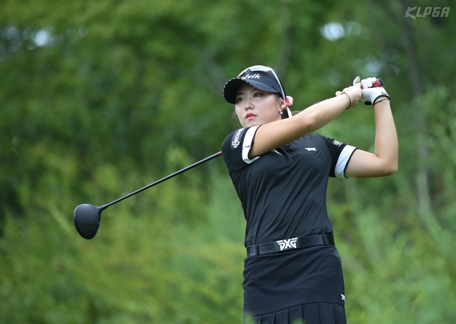 'KLPGA 신인왕' 조아연, LPGA ISPS 한다 빅 오픈 2R 공동 3위 | 스타뉴스