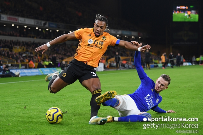 [EPL 26R] 'VAR 골 취소' 울버햄턴, 10명 레스터와 0-0 무승부 - 스타뉴스