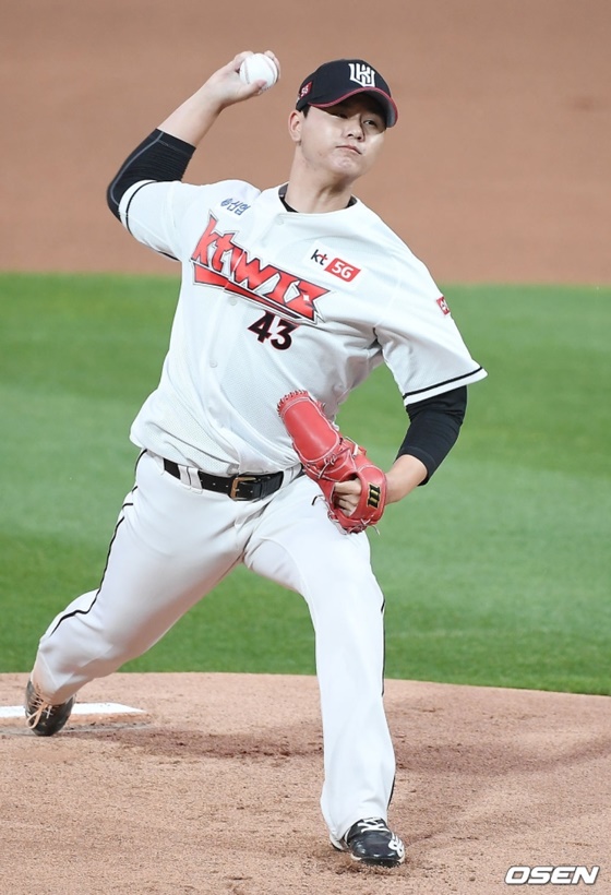 "평균 150km" KT 불펜 김민 복귀 준비, 이대은은 언제쯤? | 스타뉴스