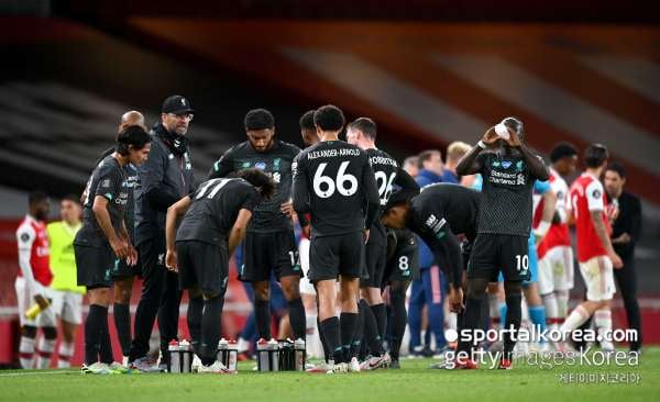 [EPL 36R] '무너진 수비' 리버풀, 아스널에 1-2 역전패...'역대 최다 승점 실패' - 스타뉴스