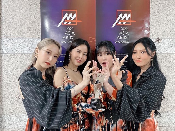 마마무 "2020 AAA 수상..무무 고맙고 사랑하누!" [스타IN★] | 스타뉴스