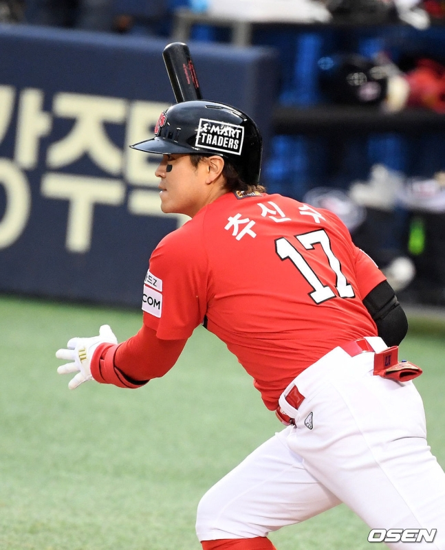 1번타순 타율 0.176→0.385, 이런 반전 아무나 못한다 | 스타뉴스