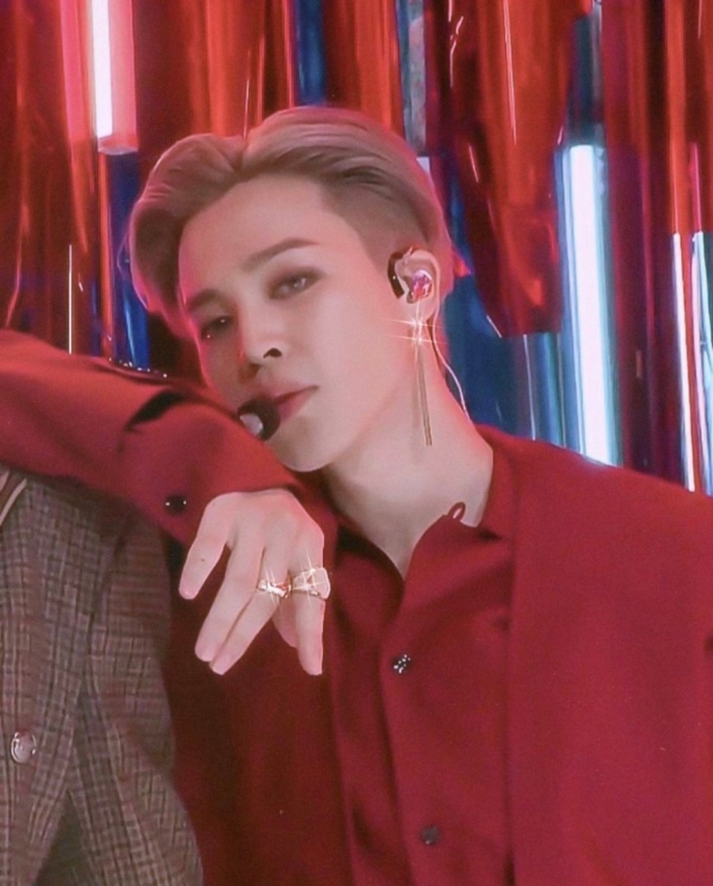 'Korea Frontman' 방탄소년단 지민, K팝 투표 킹초이스 1위→스포티파이 1억7천만 대기록→월드송 1위 '솔로 킹 ...