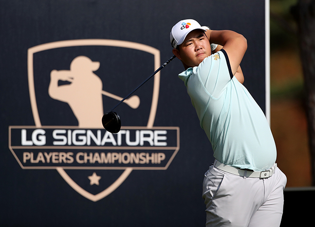 김주형, KPGA 10대 첫 3관왕 '새 역사'... 김비오 '욕설 파문' 이후 첫 우승 | 스타뉴스