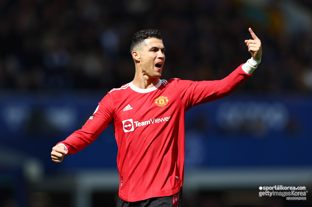 [EPL 32R] 맨유 챔스 멀어진다…'강등권' 에버턴에 0-1 충격패 | 스타뉴스