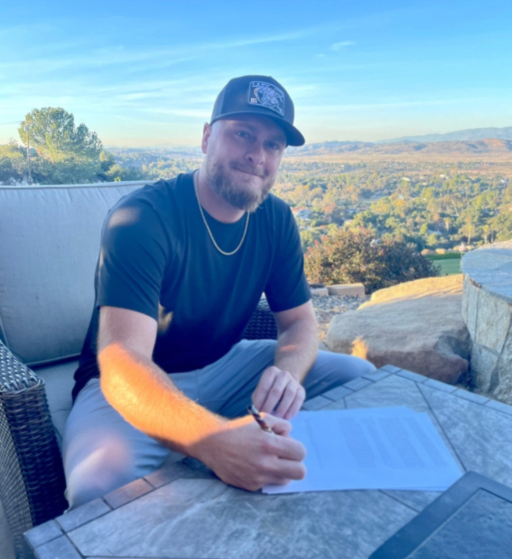 [오피셜] "최고 152㎞" KT 새로 영입한 투수 'ML 출신' 보 슐서 누구? - 스타뉴스