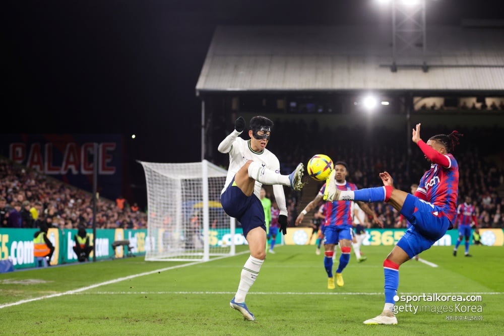 [EPL 19R] 'SON 또 침묵 중' 토트넘, 팰리스와 0-0 (전반 종료) - 스타뉴스