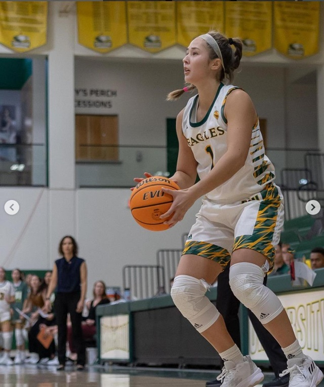 WKBL 신입선수 선발회 29명 참가... 혼혈 선수 케이티 티머맨 등 도전 | 스타뉴스