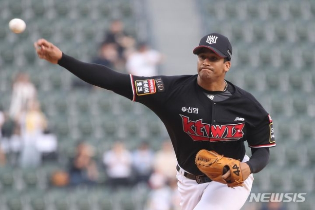 '승률왕 도전' 쿠에바스-'팀 노히터' 월커슨, KBO 리그 8월 MVP 후보 선정 [공식발표] | 스타뉴스