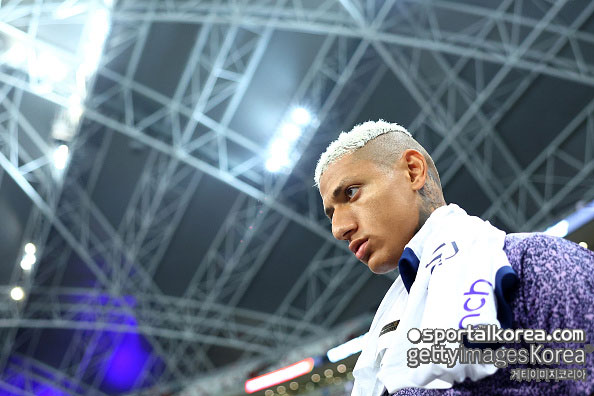 'SON톱도 좋지만 히샬리송에게 기회 줘' EPL 선배 공격수, 부진한 '1000억 FW' 옹호 | 스타뉴스