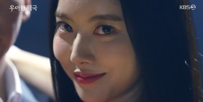 '우아한 제국' 한지완, 이마 모반증 제거 후 변신 성공 "처참히 짓밟을 것"[★밤TView] | 스타뉴스