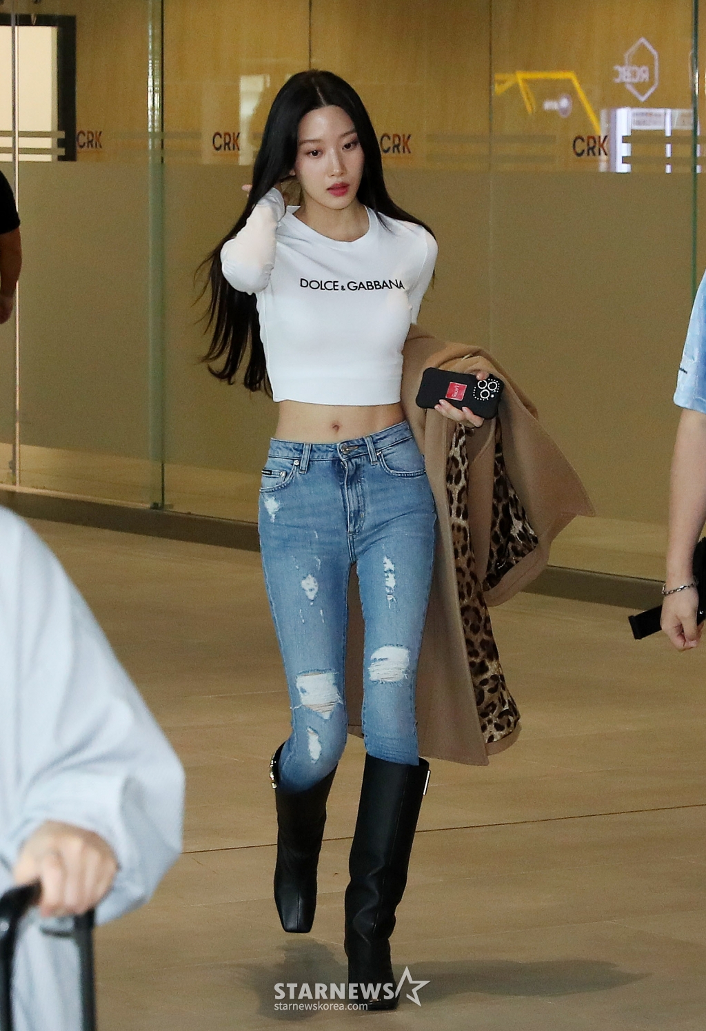 문가영 탄탄한 복근 뽐내며 ★포토 스타뉴스