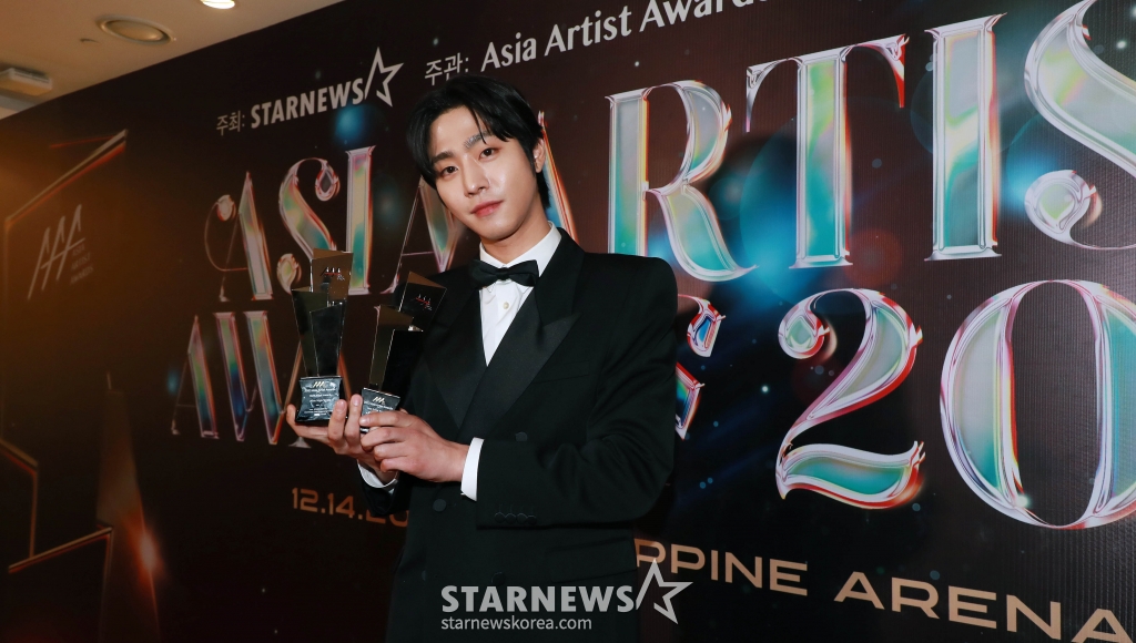 안효섭 '2023 AAA 2관왕 했어요'[★포토] | 스타뉴스