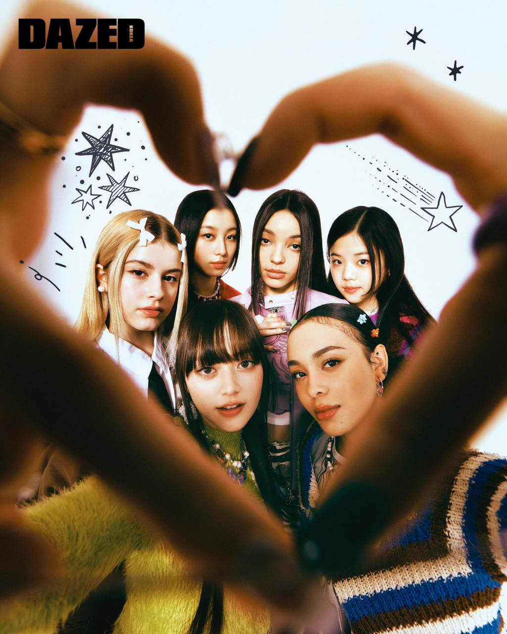 'JYP 신인' VCHA, 1월 정식 데뷔 앞두고 화보 공개 | 스타뉴스