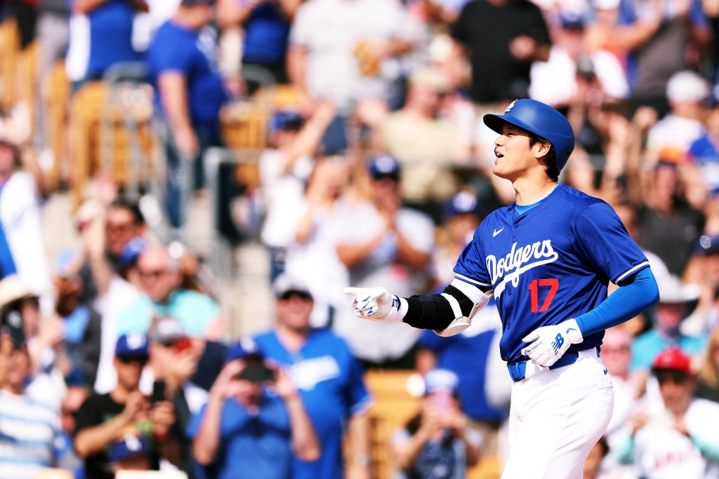 '이정후와 마침내 맞붙었다' 오타니 괴력 홈런포+3안타 대폭발! 이정후는 서울시리즈 1선발 노히트 압권투에 침묵했지만... [SF-LAD 리뷰] | 스타뉴스