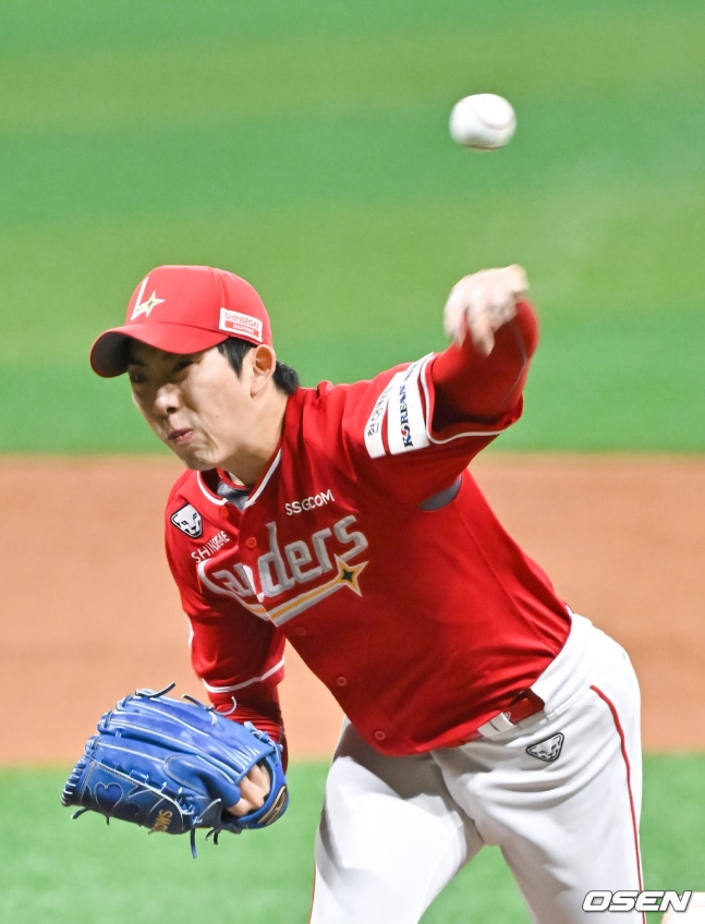 '오원석 KKKKKKKK 인생투' SSG 8연패 뒤 2연승 질주, 키움에 4-2 승 [고척 현장리뷰] | 스타뉴스