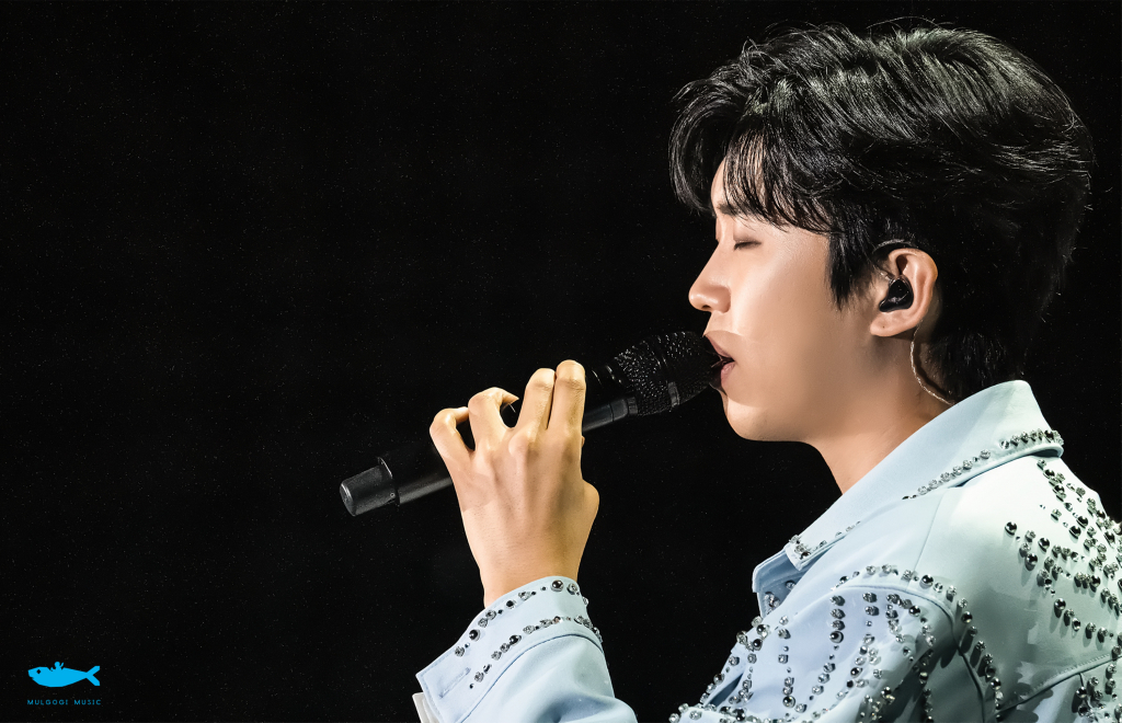 임영웅 '우리들의 블루스' MV 3300만뷰 | 스타뉴스