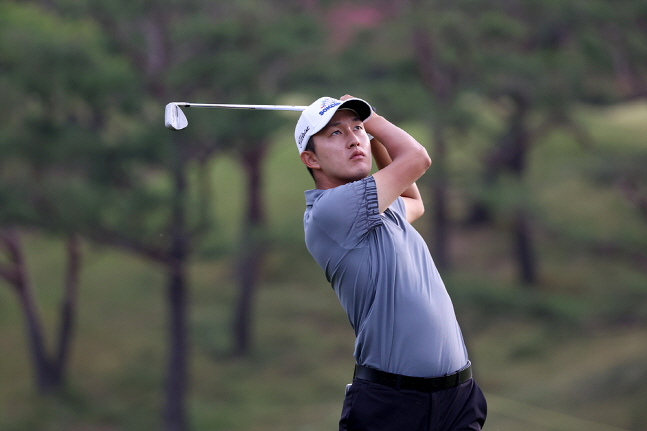 '우승상금 3.2억' KPGA 선수권, 3R는 10년 만에 '원웨이 방식'으로 간다 | 스타뉴스