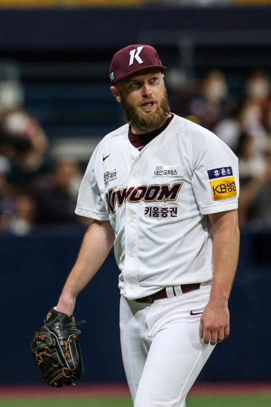 "요키시, 두산 대체 외인 후보 맞다" KBO 56승 좌완, 이천서 오늘(30일) 오전 테스트까지 마쳤다 [잠실 현장] | 스타뉴스