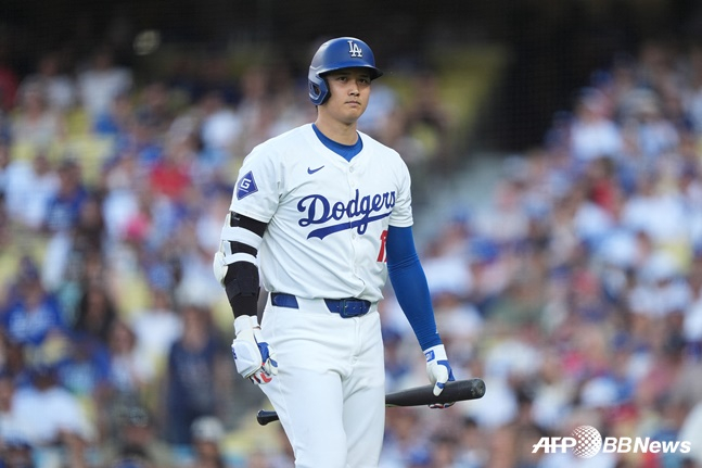'최악의 30세 생일' 오타니, 2G 연속 3삼진-무안타라니... 스미스 3홈런-프리먼 역전 결승타 [LAD 리뷰] | 스타뉴스