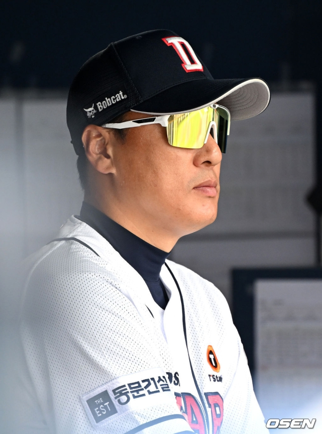 '굴욕적 18이닝 0득점' 이승엽 감독, 너무나 잔혹한 가을 '도저히 이길 수가 없었다' [WC2 현장] | 스타뉴스