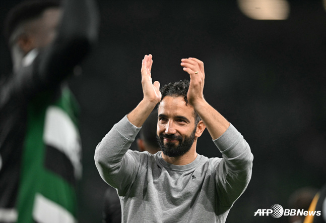 '새 맨유 감독' 아모림 미쳤다, 맨시티 4-1 박살... '홀란 PK 실축' 스포르팅 UCL 대이변 | 스타뉴스