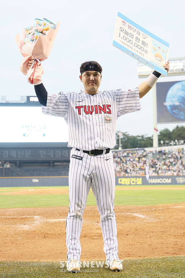 [오피셜] KBO 수비상 공식발표, 포수는 국대 박동원+영광의 내야수 4명은 오스틴·김혜성·허경민·박찬호 | 스타뉴스