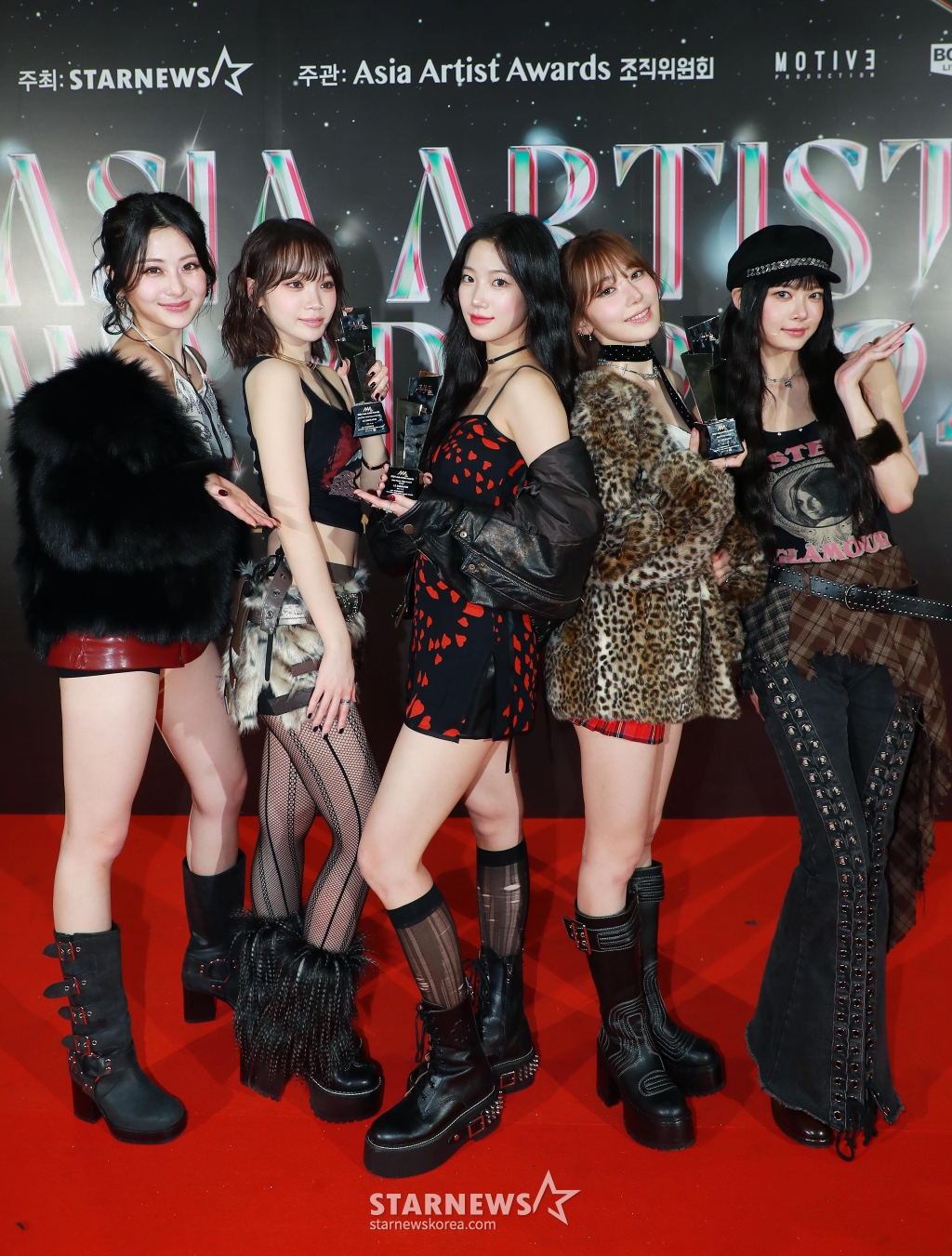 르세라핌, 2024 AAA 대상 포함 3관왕![★포토] | 스타뉴스