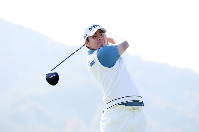 'KPGA 6관왕→LIV골프 진출' 장유빈, 25세 이하 주목할 선수 선정 | 스타뉴스