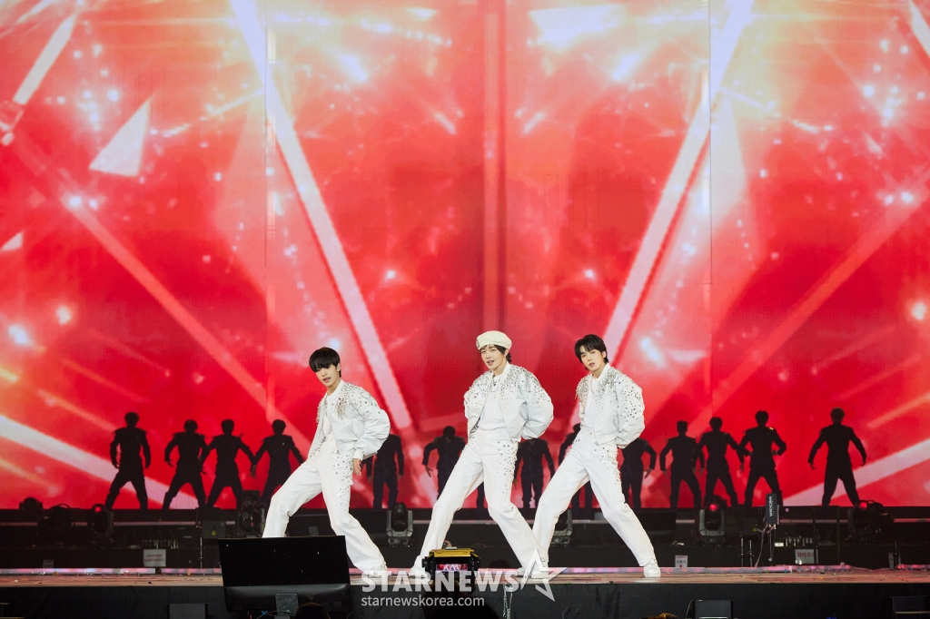 SMTR25 'SM타운 무대 올랐어요'[★포토] | 스타뉴스