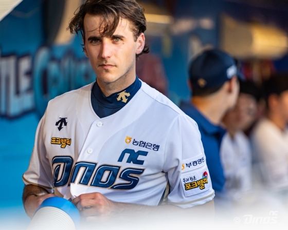 '무려 ML 18개 구단이 군침' KBO 에이스→마침내 SD와 1+1년 계약, 그런데 오히려 한국보다 돈이 적다니... | 스타뉴스