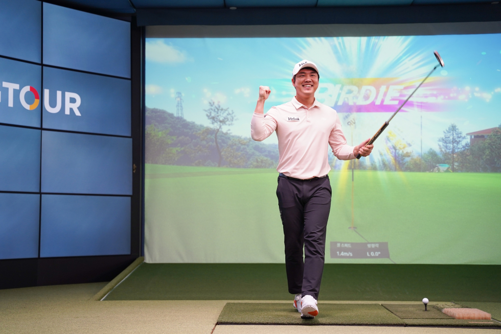 골프존, '2025 GTOUR·WGTOUR' 2차 대회 김민수·박단유 우승 | 스타뉴스