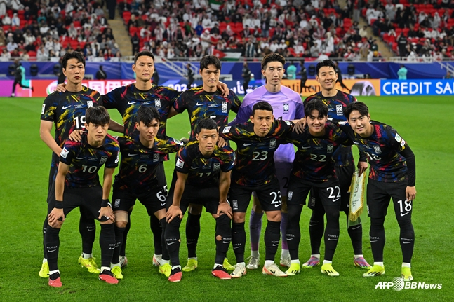 대한축구협회, AFC에 2031년 아시안컵 유치 의향서 제출 | 스타뉴스