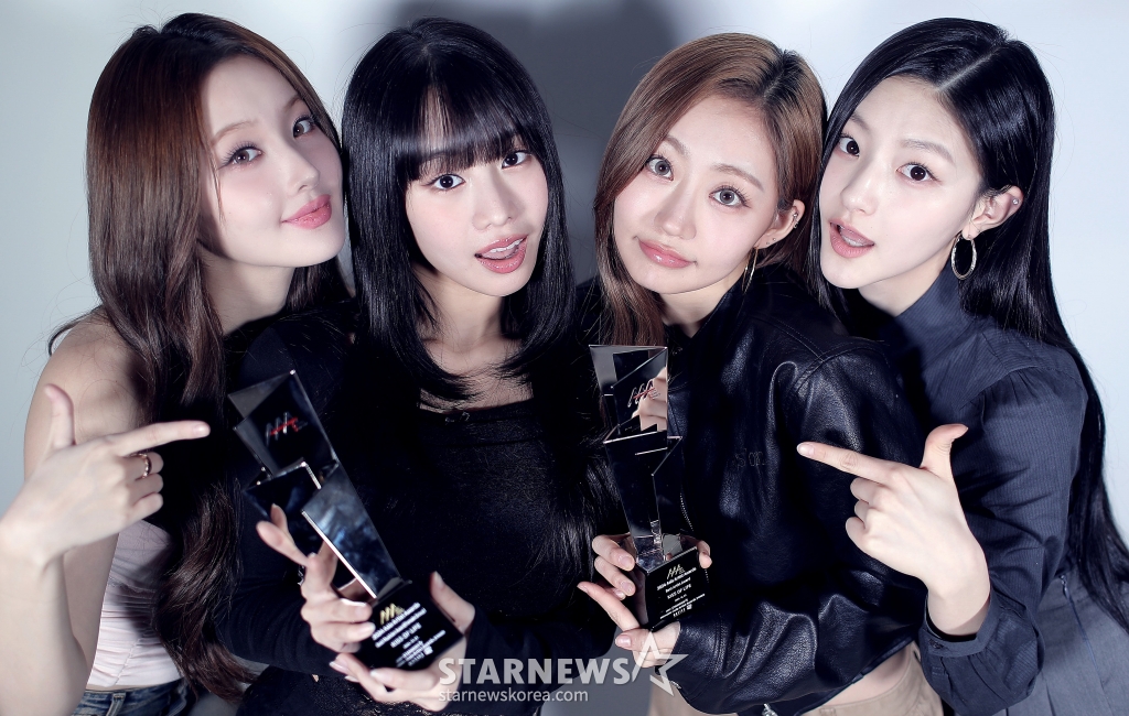 키스오브라이프 'AAA2024' 2관왕[★포토] - 스타뉴스