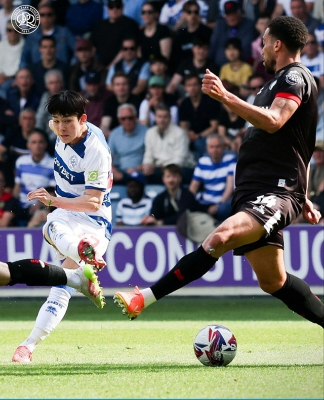 양민혁 기점 찍었다! 깜짝 원톱→'160cm 단신' 헤더골 만들어... QPR은 홈에서 1-1 무 | 스타뉴스