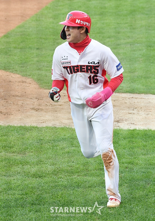 '최원준 결승 솔로홈런' KIA, '고영표 11K 역투' KT에 1-0 승리 [광주 현장리뷰] | 스타뉴스