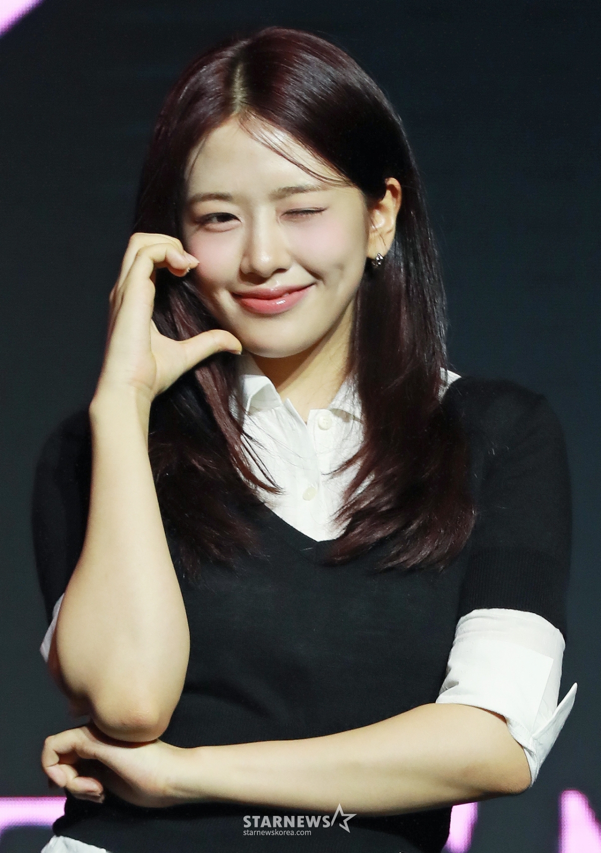 '지락실3' 안유진, 수영복 입고 물개쇼→'선업튀' 패러디까지..예능돌 포텐[★밤TView][종합] | 스타뉴스