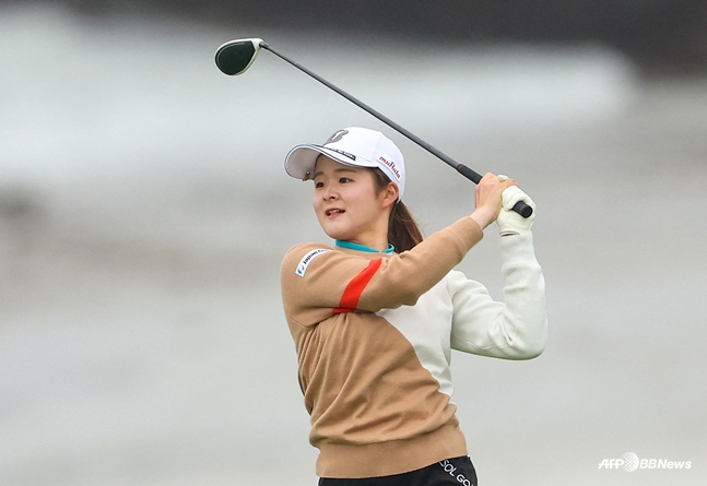 '20대 女골퍼 3명과 동시 불륜' 男캐디→9년간 출입 금지 '철퇴' [日JLPGA 공식 발표] | 스타뉴스